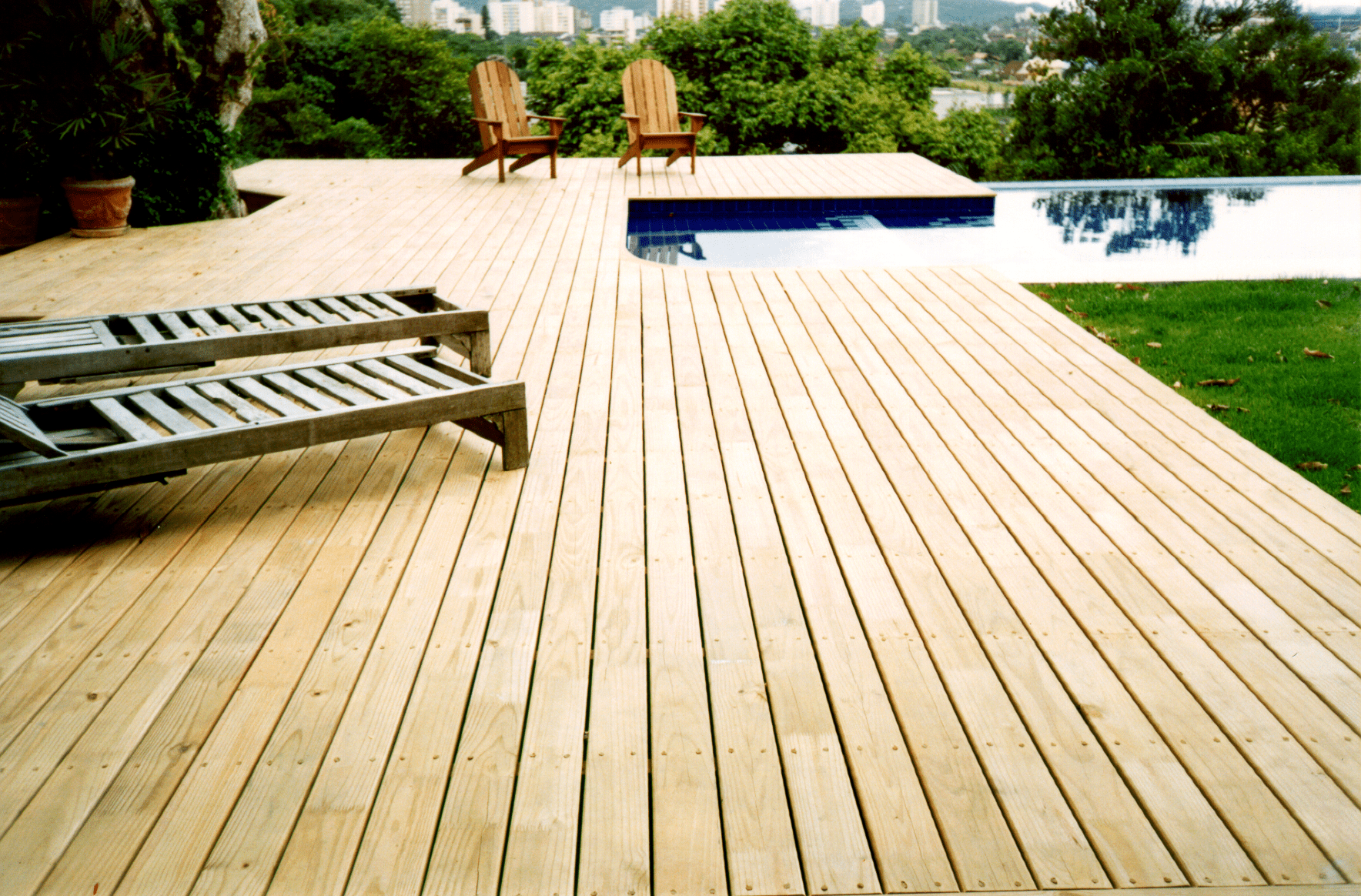 Deck de Madeira Pinus - ARQMAD